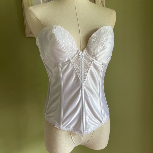 Va Bien | Intimates & Sleepwear | Be Bien White Bustier Lingerie ...